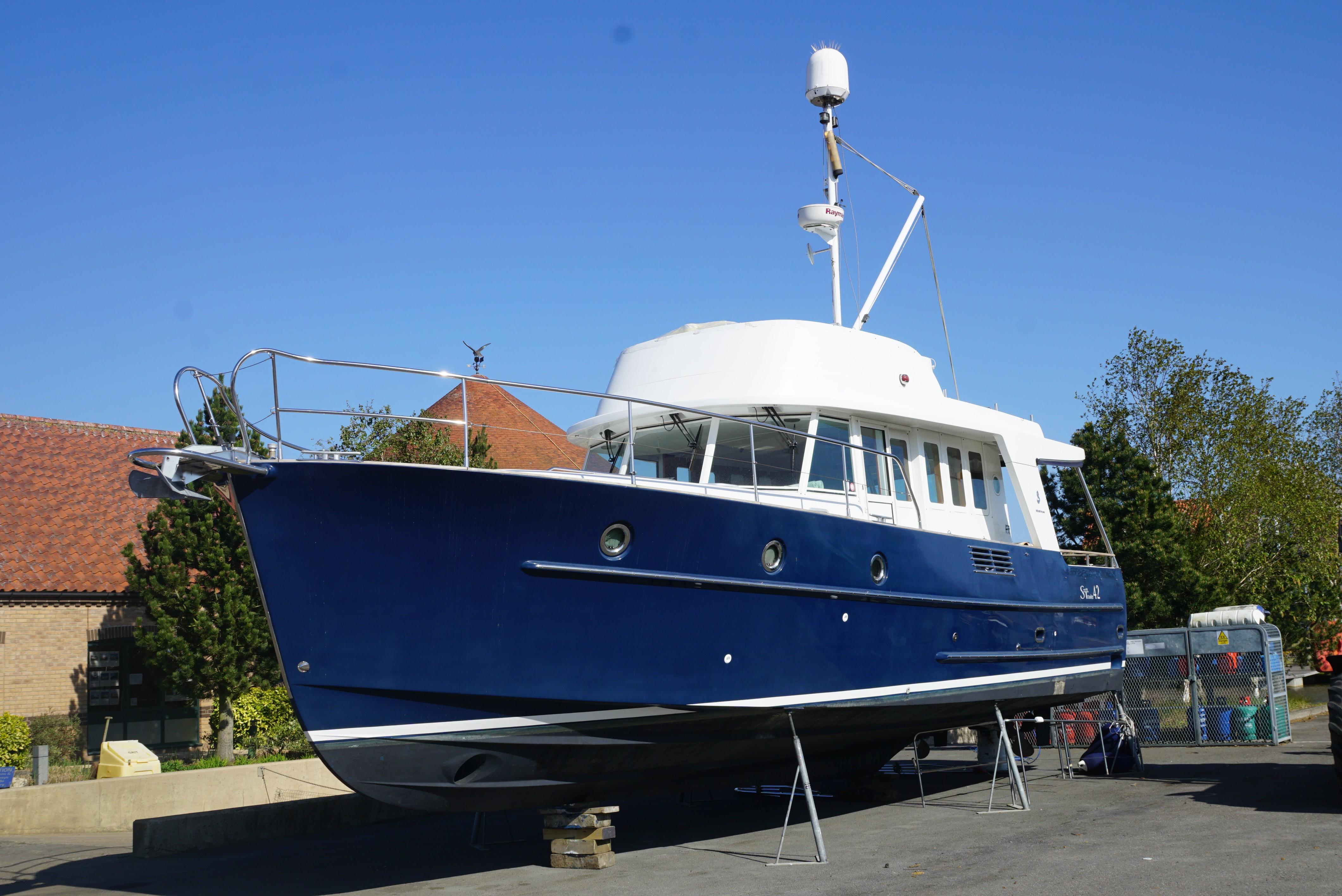 Beneteau Swift Trawler 42 7435389 – Burton Waters Boat SalesBurton ...